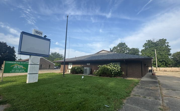 1501 N Water St, Decatur, IL 62526 | Crexi.com