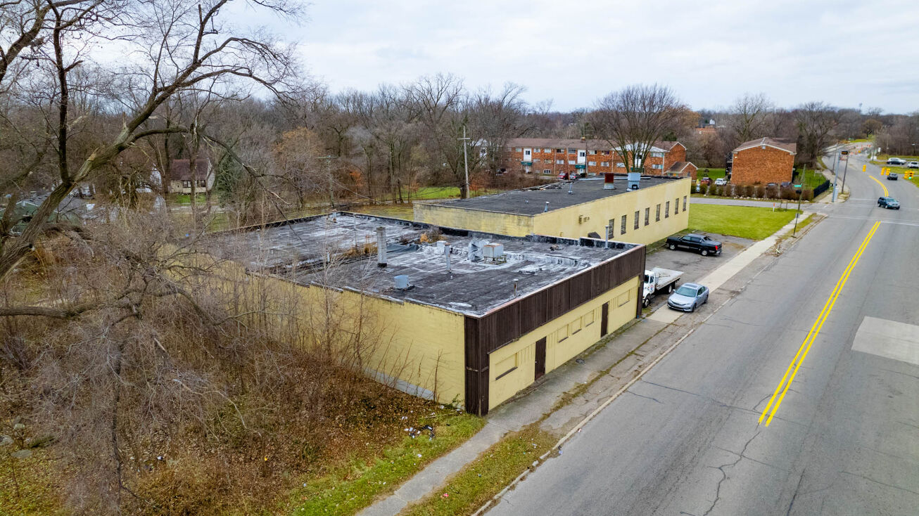 23261 Fenkell Ave, Detroit, MI 48223 | Crexi.com