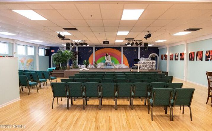 111 COLLINS AVE Mandan ND 58554-3104 APN: 652304000 | Crexi.com