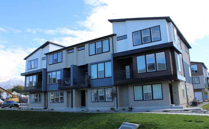 137 E Amboise Ct, Sandy, UT 84070 | Crexi.com