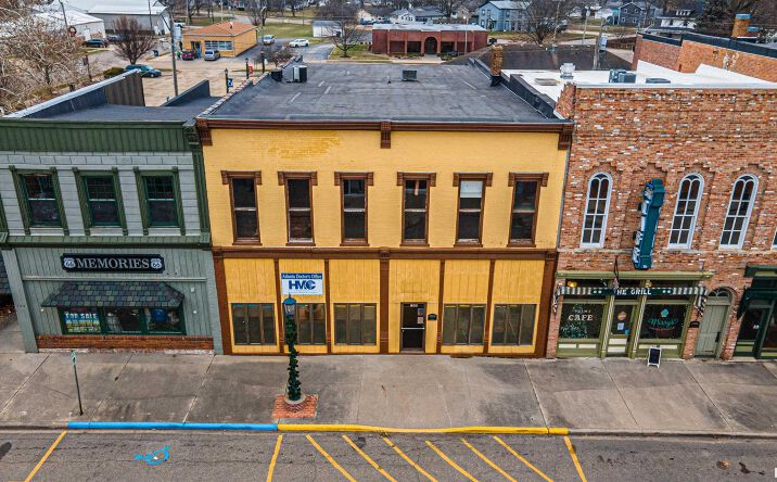 106 SW ARCH Street, Atlanta, IL 61723 | Crexi.com