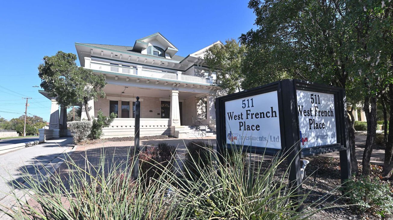 511 W French Pl, San Antonio, TX 78212 | Crexi.com