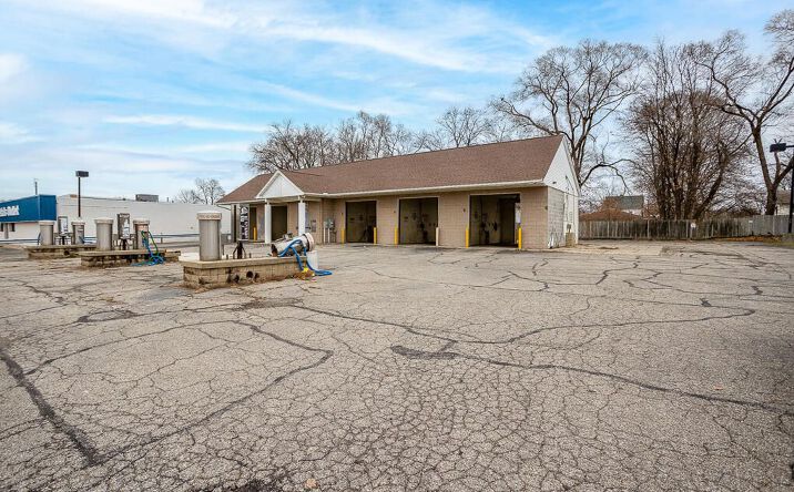 1780 Clinton Rd, Jackson, MI 49202 | Crexi.com