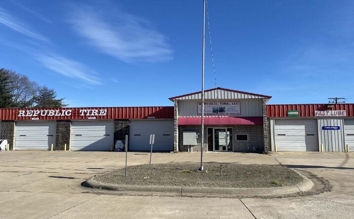 610 US-60, Republic, MO 65738 | Crexi.com