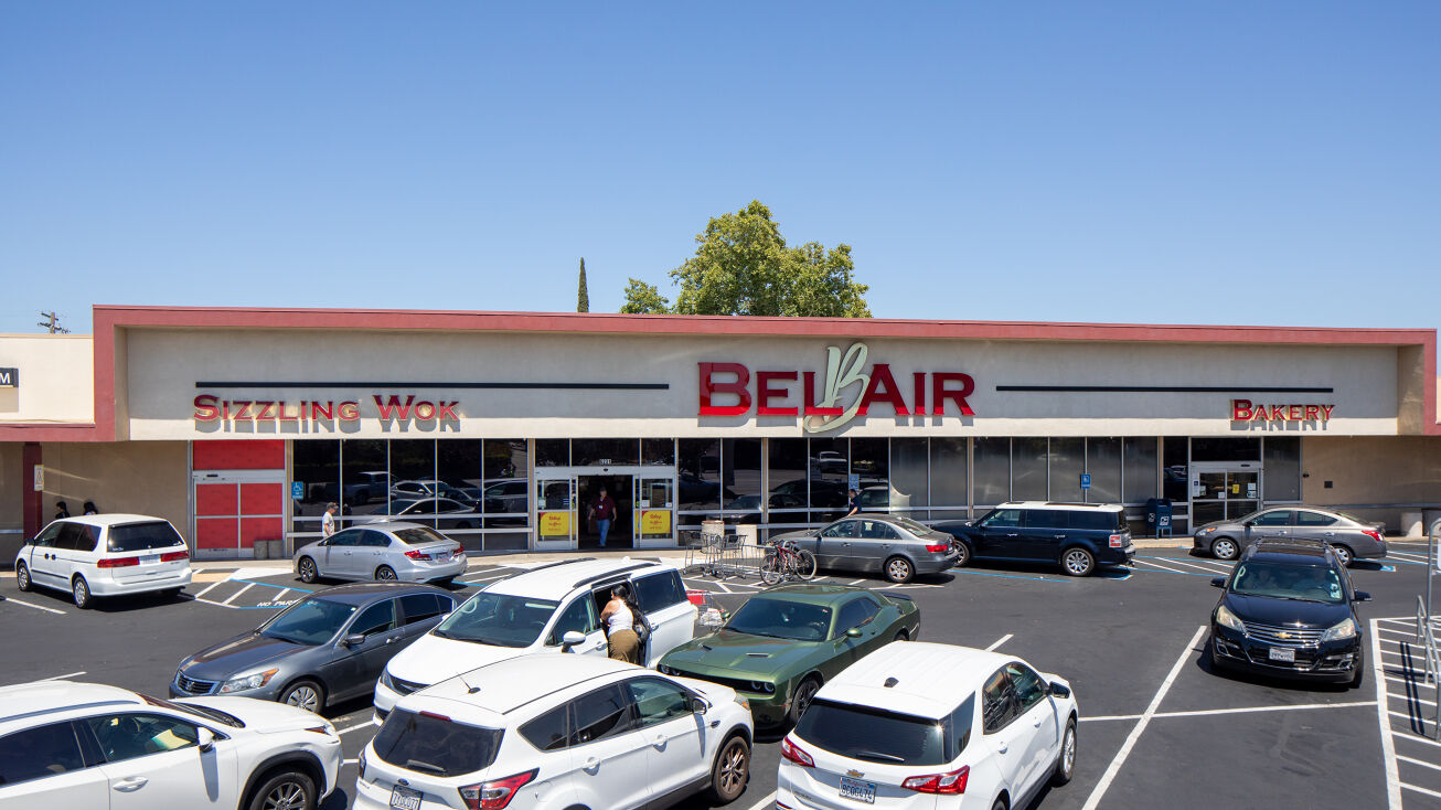 6231 Fruitridge Rd, Sacramento, CA 95820 | Crexi.com