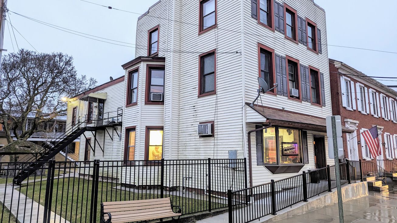 69 S 3rd St, Hamburg, PA 19526 | Crexi.com
