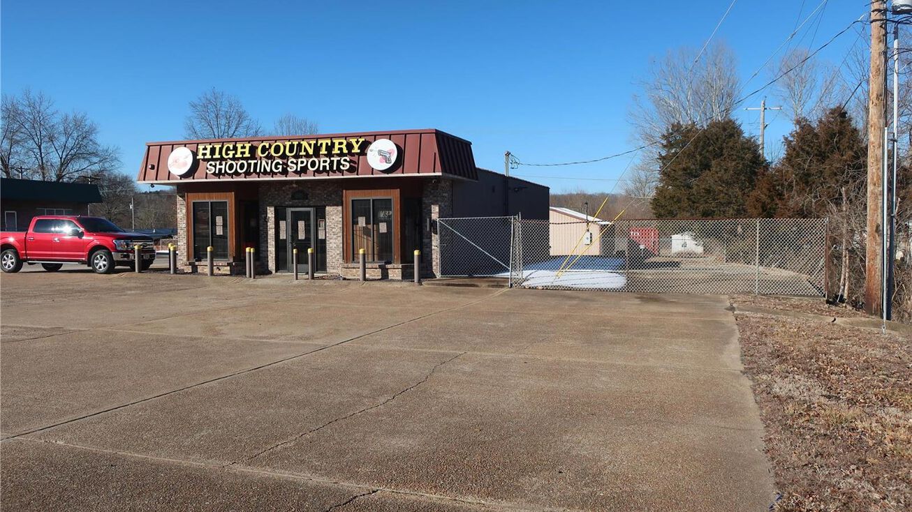 6595 Mall Dr, Cedar Hill, MO 63016 | Crexi.com