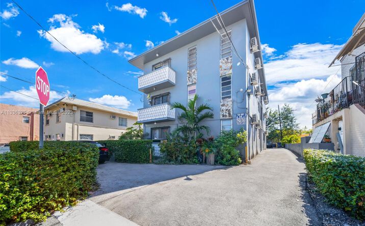 951 SW 7th St, Miami, FL 33130 | Crexi.com