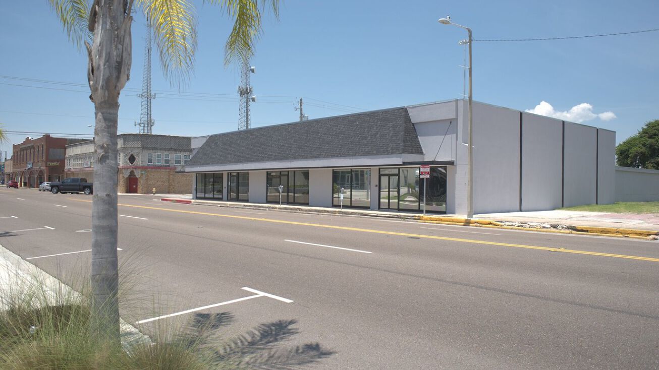 1024 Leopard St, Corpus Christi, TX 78401 | Crexi.com