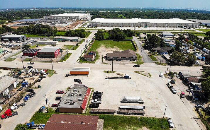 7734 Canal St, Houston, TX 77012 | Crexi.com