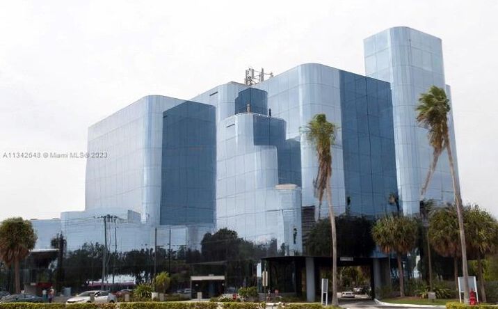 6245 N Federal Hwy, Fort Lauderdale, FL 33308 | Crexi.com