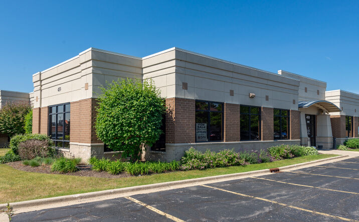 453 Dunham Rd, St. Charles, IL 60174 | Crexi.com