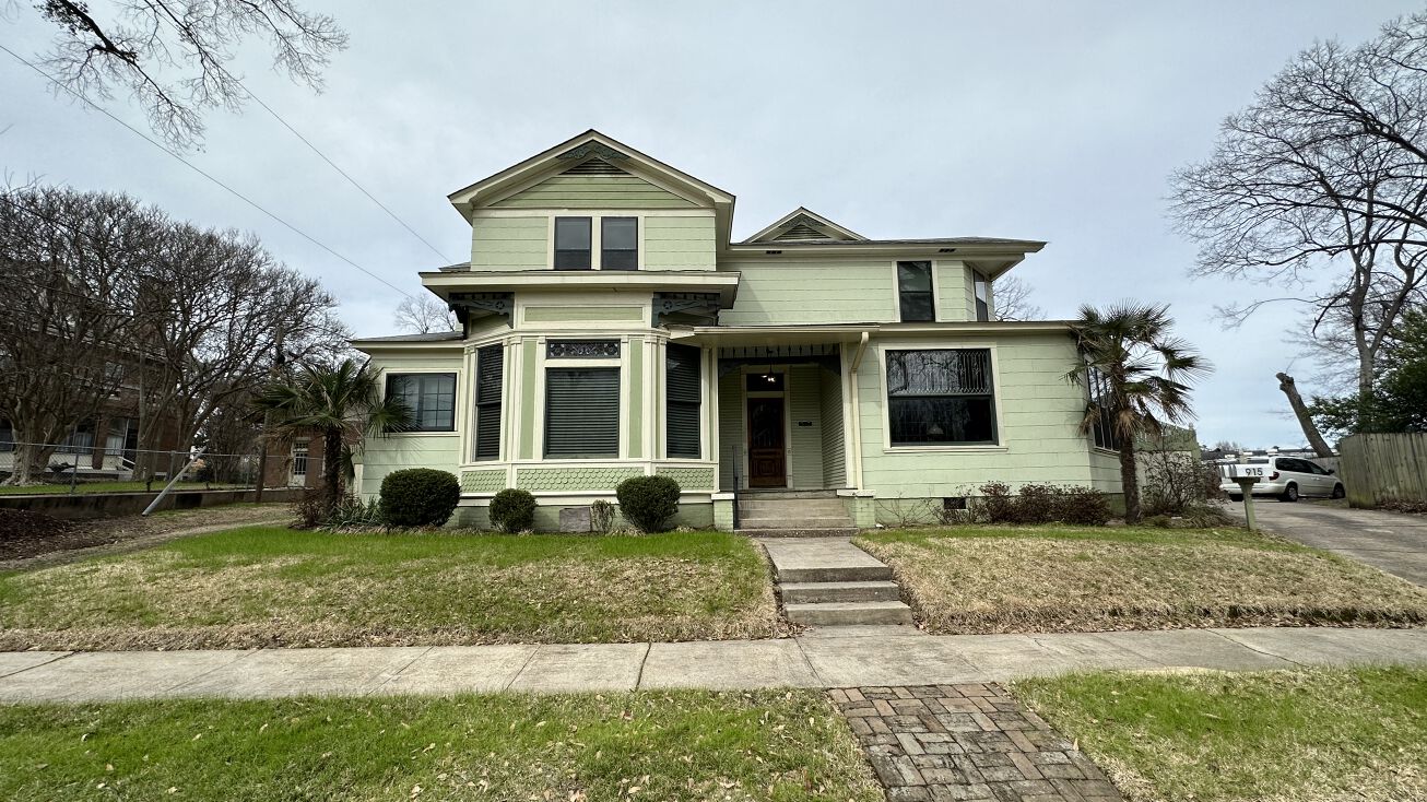 915 E 5th St, Texarkana, AR 71854 | Crexi.com