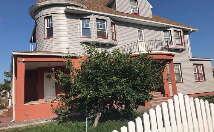 Seagate, NY Commercial Real Estate for Sale | Crexi.com