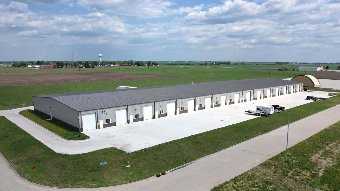 1311 NW Laurel St, Elkhart, IA 50073 | Crexi.com