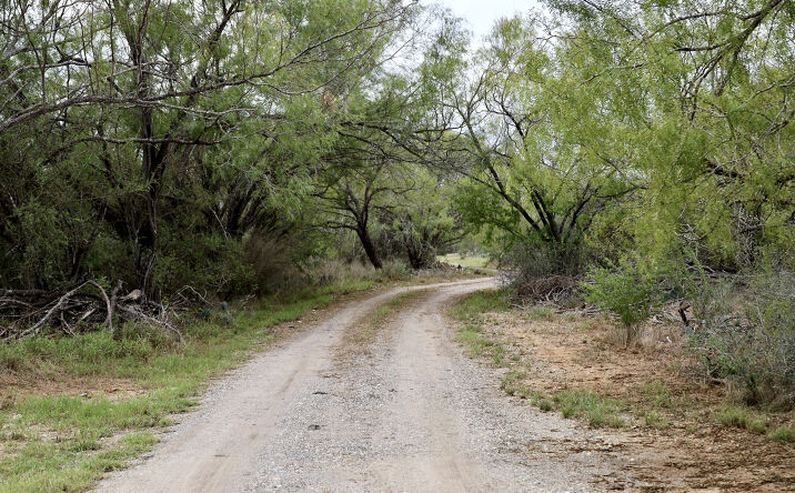 1720 E CHARLES WILLIAM ANDERSON LOOP San Antonio TX 78221 | Crexi.com
