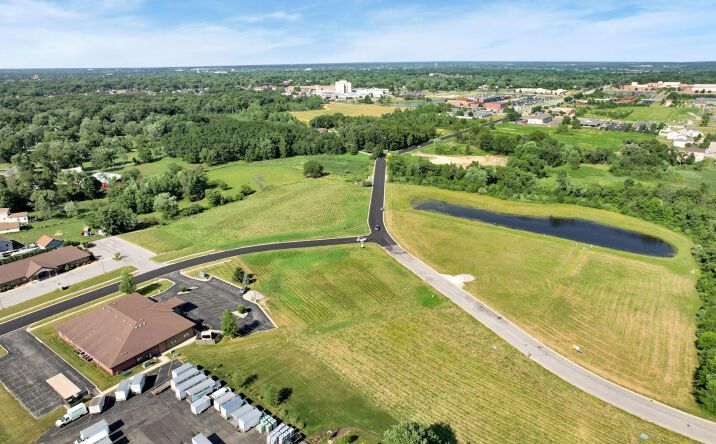 1575 S Feather Rock Dr, Crown Point, IN 46307 | Crexi.com