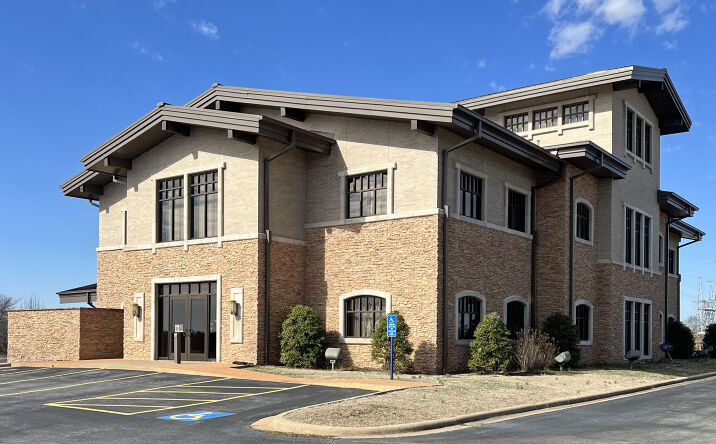 150 Southtown Blvd, Hollister, MO 65672 - Office Property for Sale ...