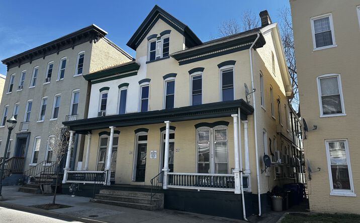 220 SUMMIT AVE Hagerstown MD 21740-6044 APN: 2034 | Crexi.com