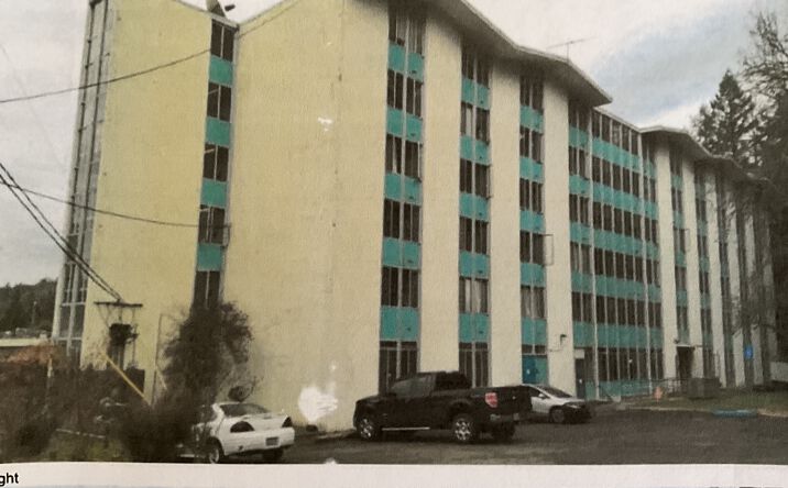 200 Frontage Rd, Canyonville, OR 97417 | Crexi.com