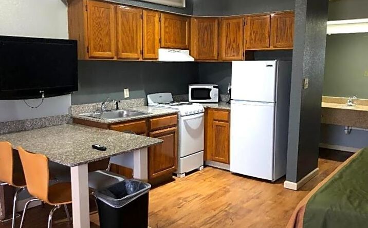 321 N Mustang Rd, Yukon, OK 73099 | Crexi.com