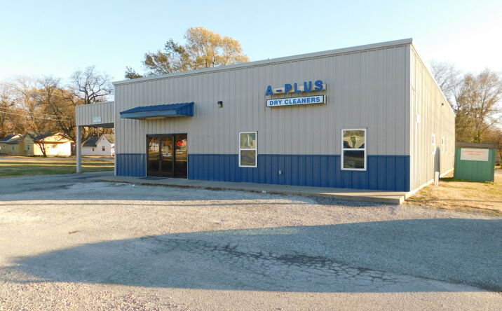 2610 N Broadway St, Pittsburg, KS 66762 | Crexi.com