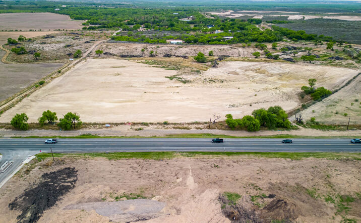 4335 N US HWY 277 Eagle Pass TX 78852 | Crexi.com