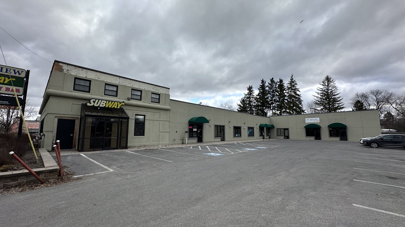 642 Old Liverpool Rd, Salina, NY 13088 | Crexi.com