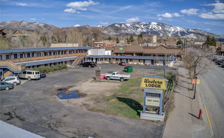 1122 LINCOLN AVE Steamboat Springs CO 80487 | Crexi.com