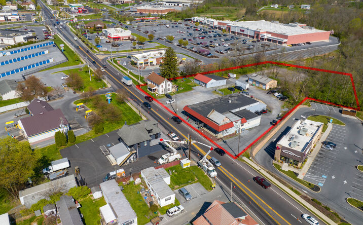 872 E Main St, Ephrata, PA 17522 | Crexi.com