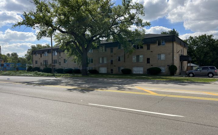 18401 JOY RD Detroit MI 48228-3186 APN: 22002352-61 | Crexi.com