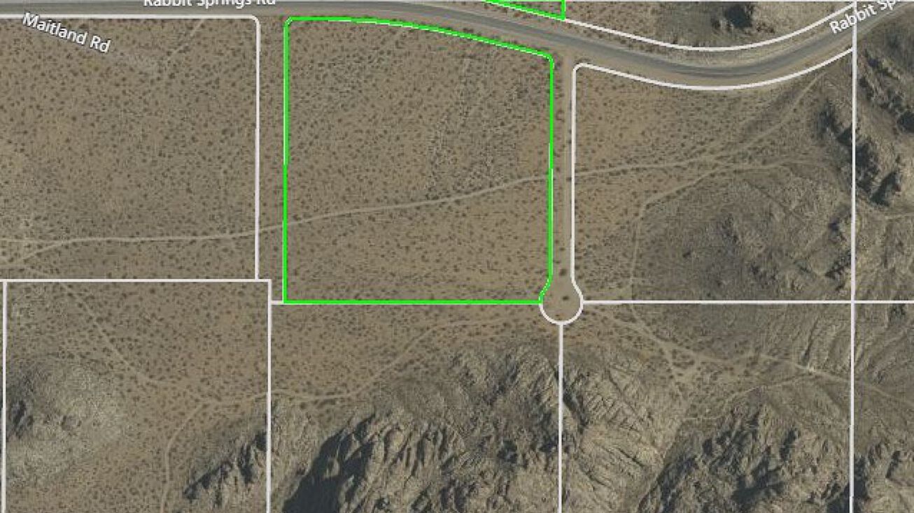 Pictures of Land property located at Rabbit Springs Rd, Lucerne Valley ...