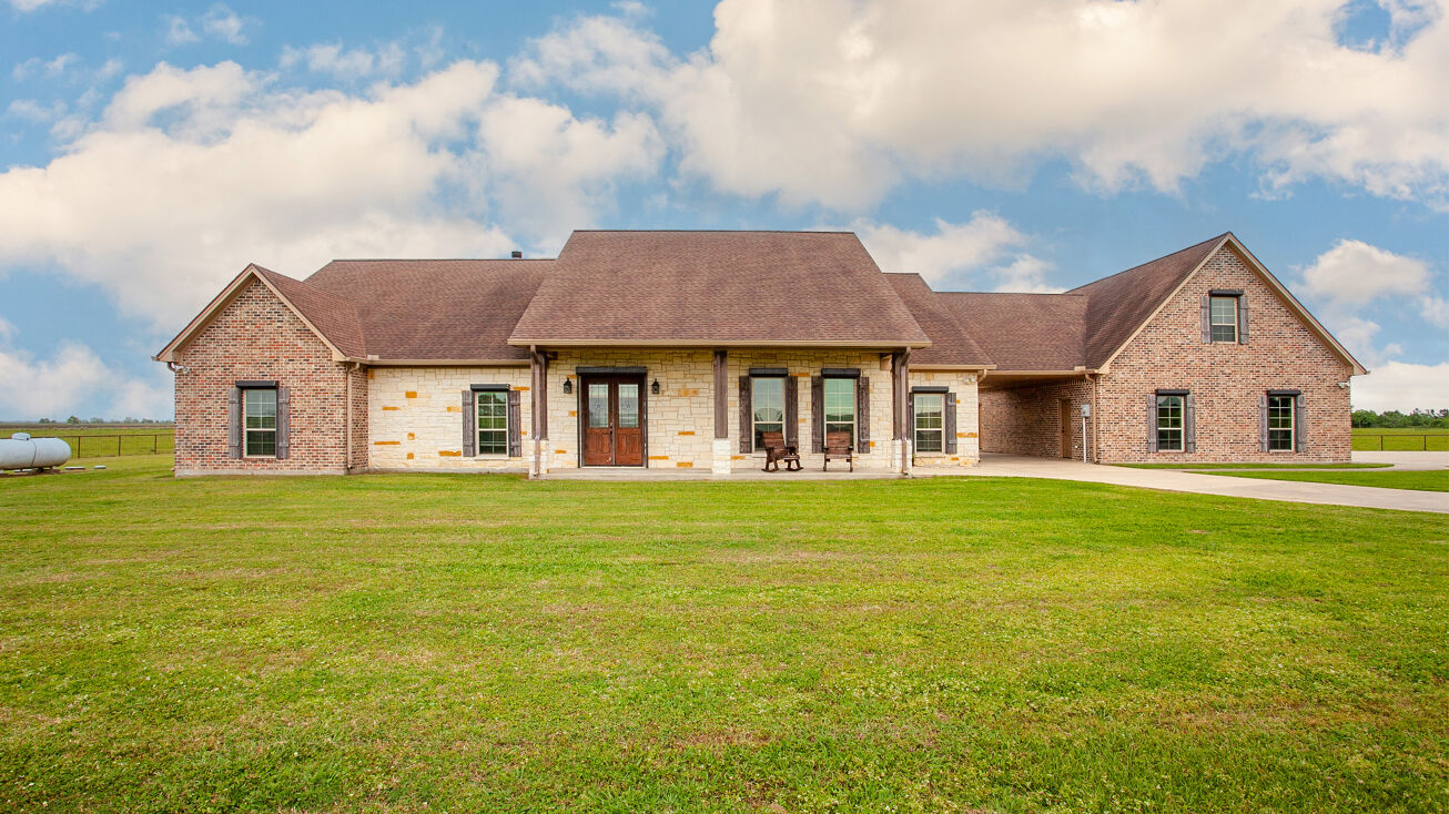 32624 FM 365, Nome, TX 77629 | Crexi.com