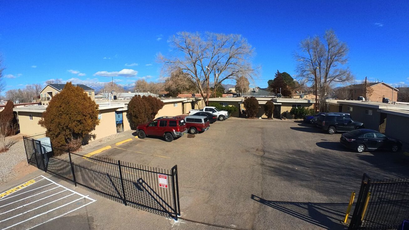 1104 Palomas Dr SE, Albuquerque, NM 87108 | Crexi.com