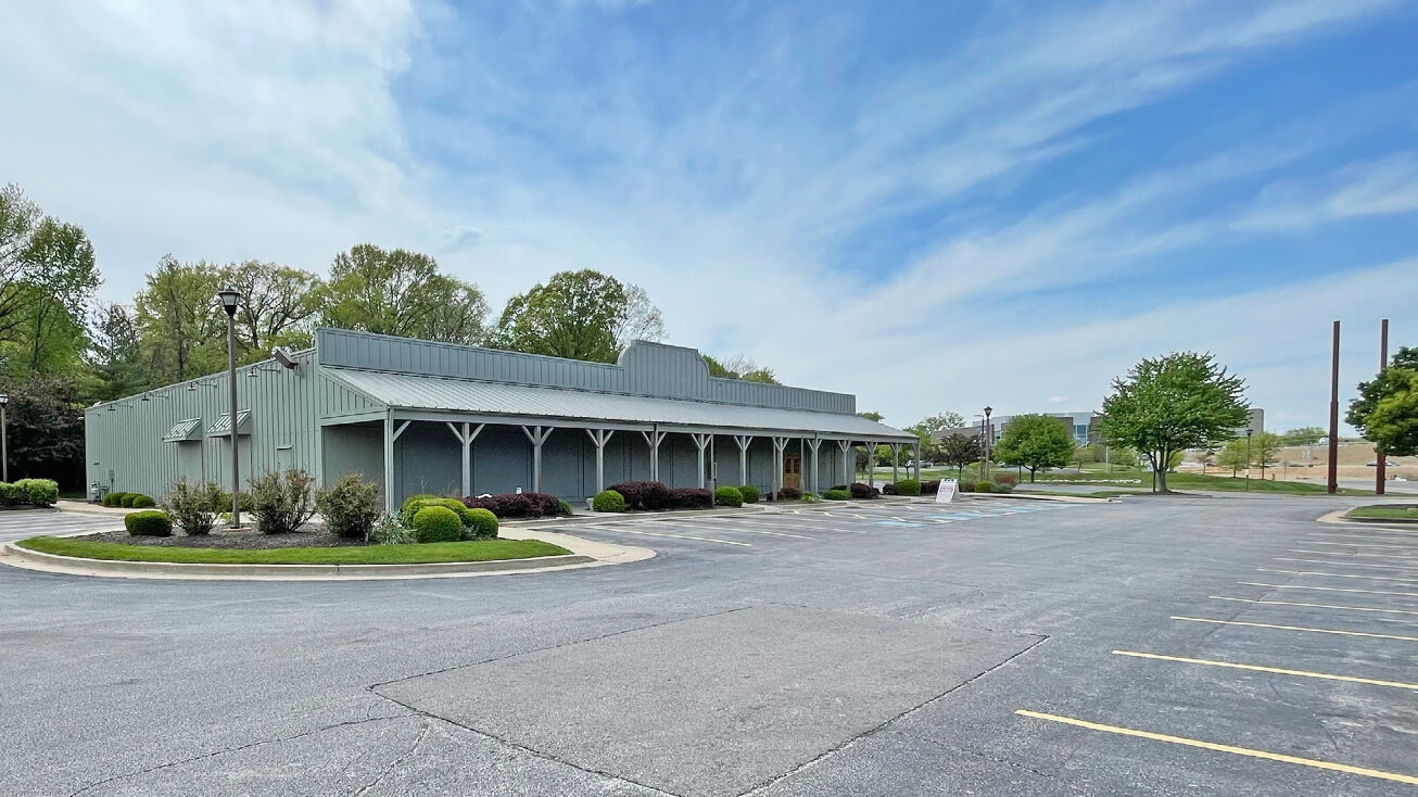 10915 New Halls Ferry Road, St. Louis, MO 63136 | Crexi.com