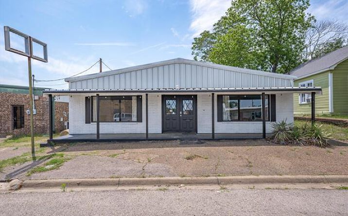 1351 W Frank St, Grand Saline, TX 75140 | Crexi.com