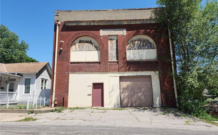 701 Olive St, St Joseph, MO 64501 | Crexi.com