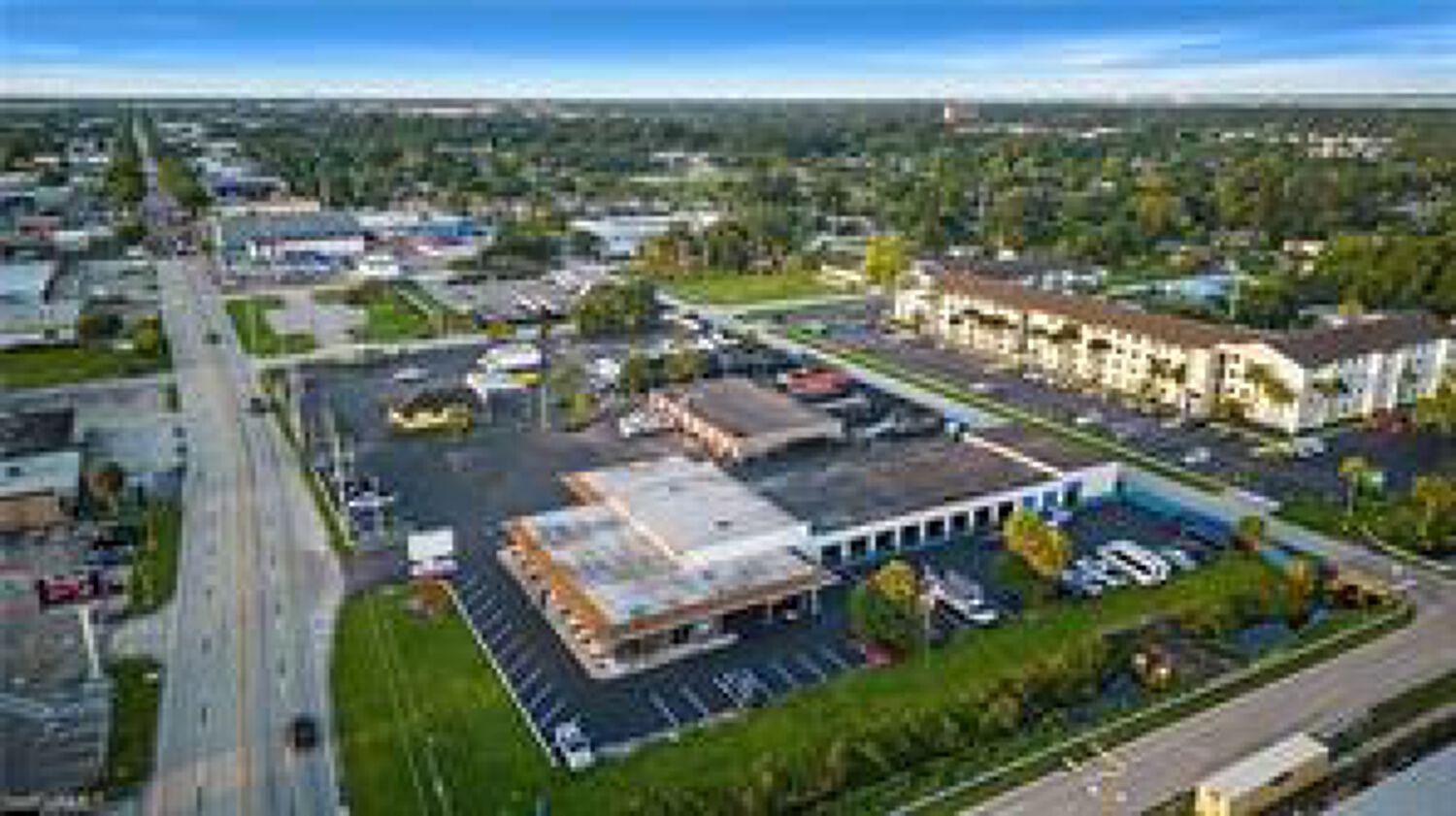 2800 & 2804/2808 Fowler St, Fort Myers, FL 33901 | Crexi.com
