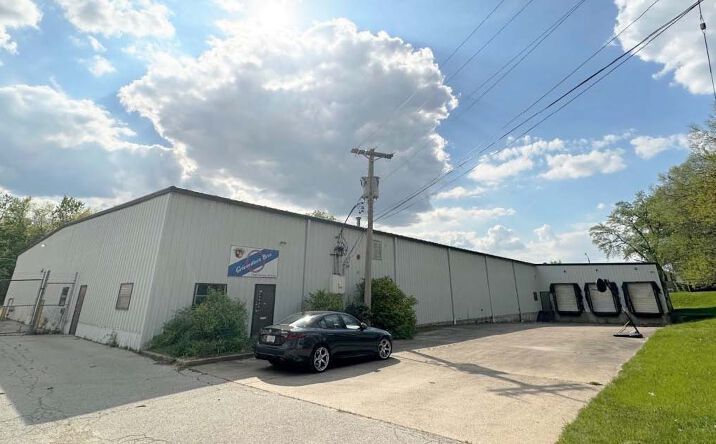 8393 Hall St, St. Louis, MO 63147 | Crexi.com