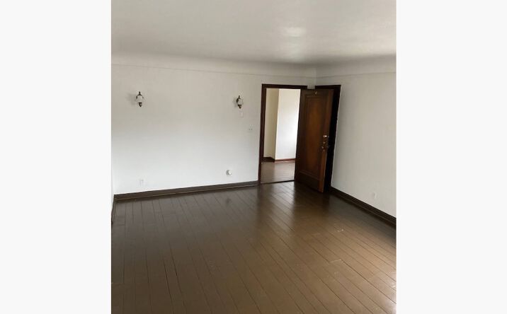 6728 MONTGOMERY RD Cincinnati OH 45236-3864 APN: 6020002054400 | Crexi.com