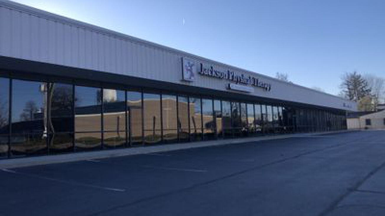 322, 324, 326 N Indiana Ave, Sellersburg, IN 47172 | Crexi.com