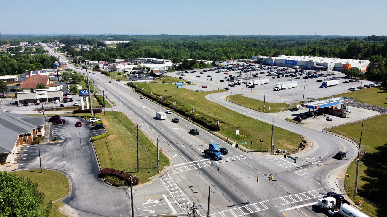 40081 US-441, Commerce, GA 30529 | Crexi.com