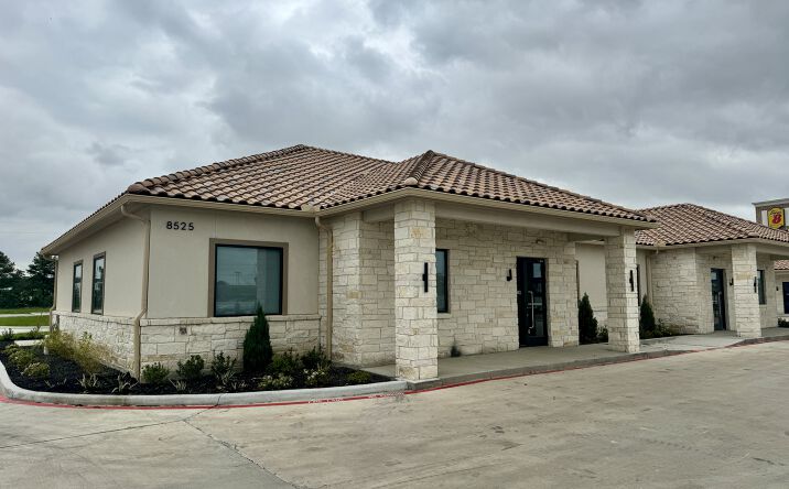 3808 World Houston Pkwy, Houston, TX 77032 | Crexi.com