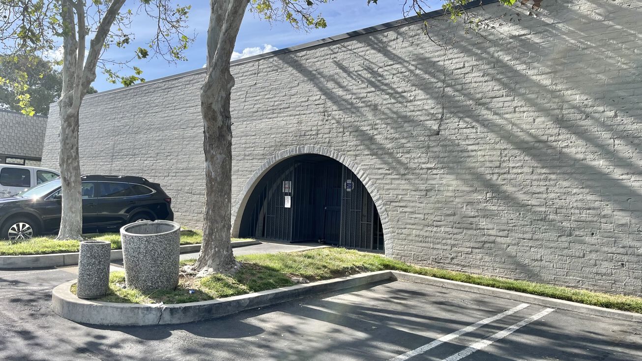 2424 Arden Way, Building 100E, Sacramento, CA 95825 | Crexi.com