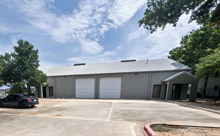 8711 OLD BEE CAVES RD Austin TX 78735-8072 APN: 540310 | Crexi.com