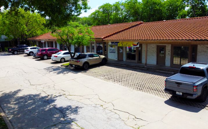 8103 Brodie Ln, Austin, TX 78745 | Crexi.com