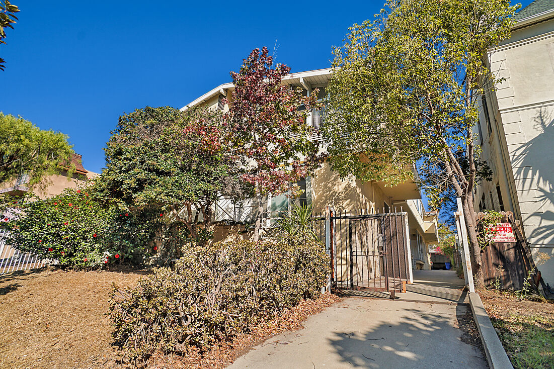 440 S Wilton Pl, Los Angeles, CA 90020 | Crexi.com