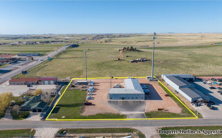 819 COUNTRY CLUB RD Gillette WY 82718-5504 APN: R0002035 | Crexi.com