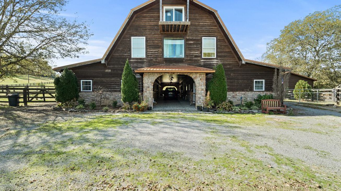 11528 Dodson Branch Hwy, Gainesboro, TN 38562 | Crexi.com