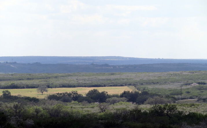 607 NUECES ST George West TX 78022-3759 APN: 2190-0046-0001-00 | Crexi.com